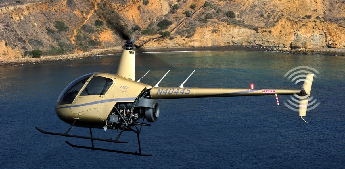 Alquilar un helicóptero Robinson R22 | AEROAFFAIRES